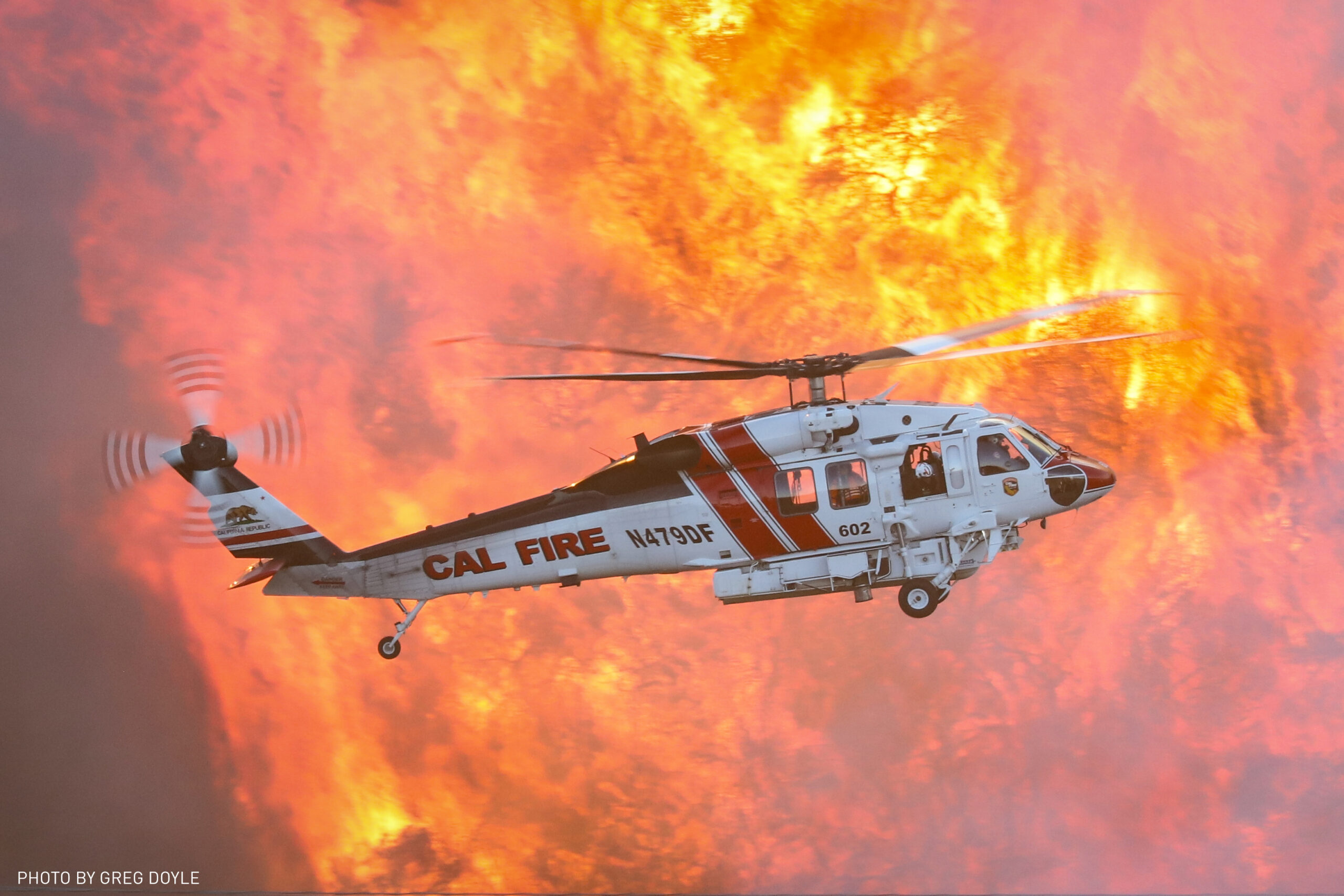 Elicopterele FIREHAWK ajung în Europa